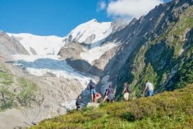 Refuges famille dans les Alpes : 6 idées rando avec des enfants